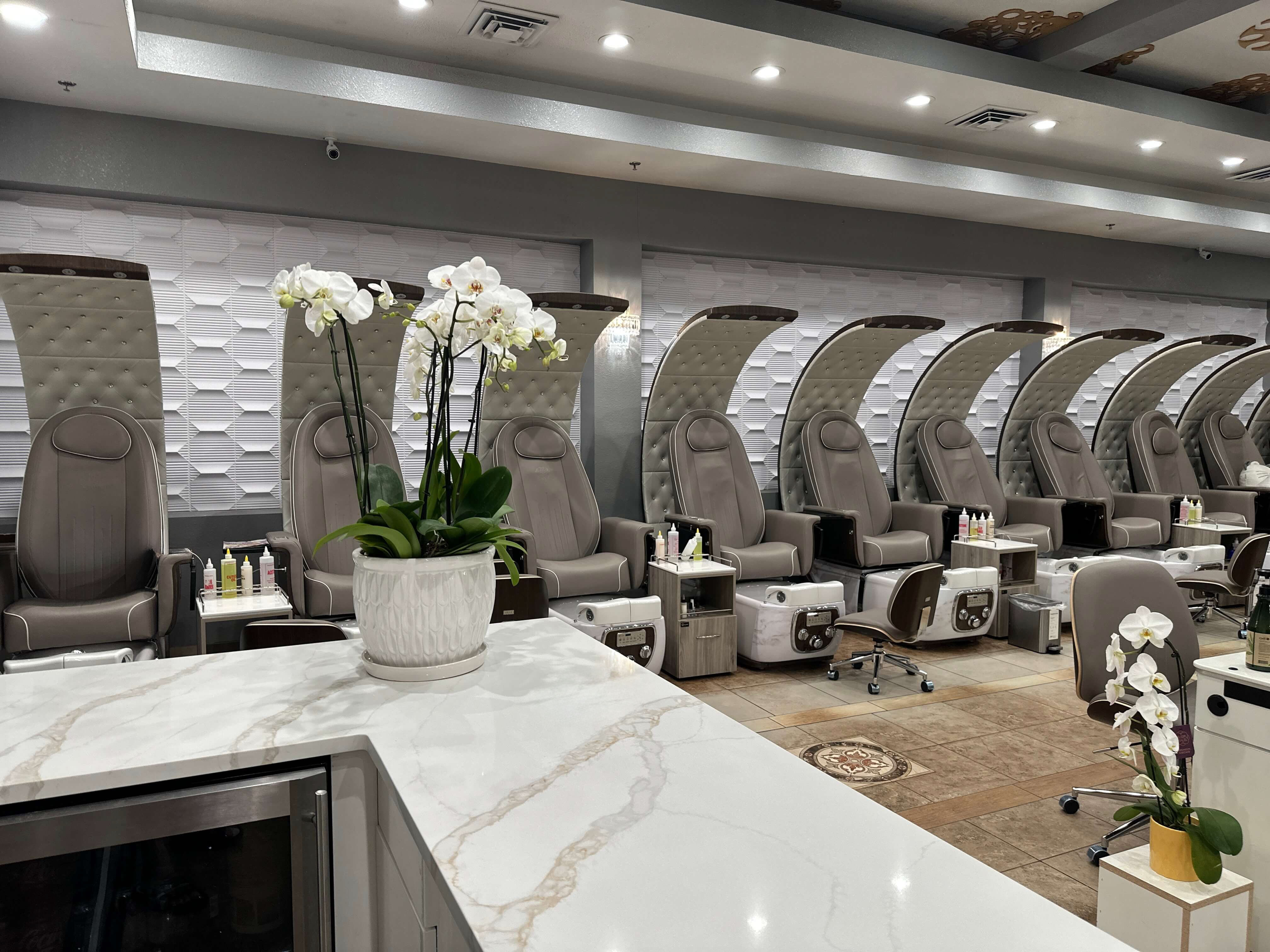 BB Nails & Salon | Luxury Nail & Beauty Spa in Happy Valley, OR